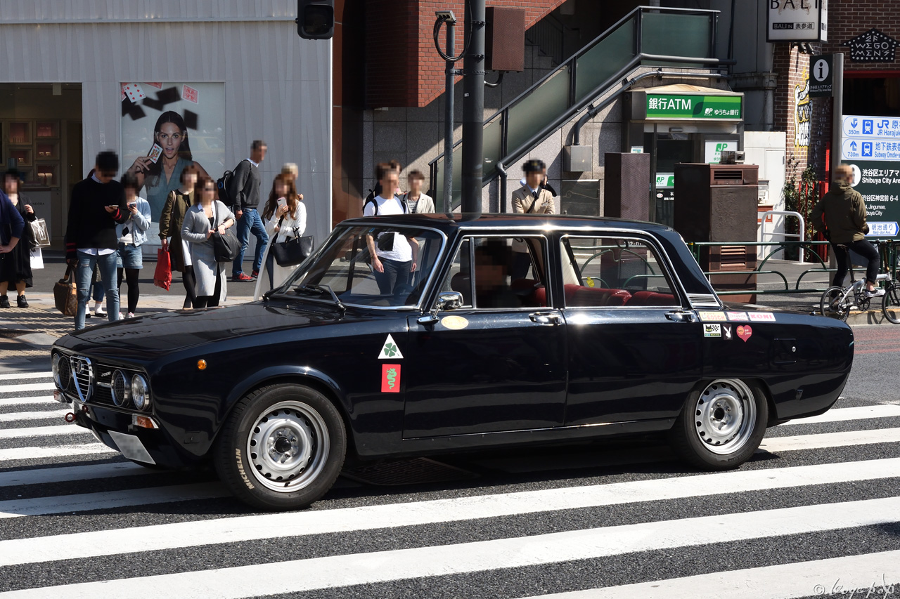Alfa Romeo 2000 Berlina 1971- 盾が幅広になったアルファ ロメオ 2000 ベルリーナ : ☆ BEAUTIFUL ...