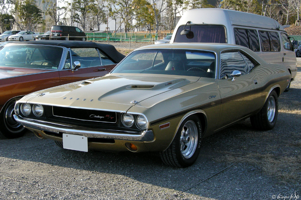 DODGE CHALLENGER : ☆ BEAUTIFUL CARS OF THE ’60s +1