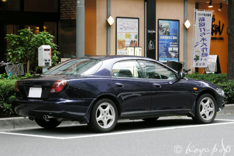 Mazda Lantis Sedan 1993- 立体的なテールランプが特徴的なマツダ ランティス セダン : ☆ BEAUTIFUL ...