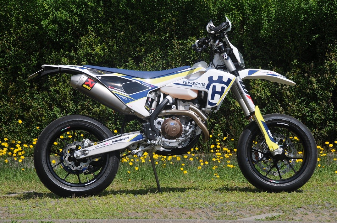 Husqvarna Nagano moto・sports K's : 全日本スーパーモトR5レポ ・ ストリートモタ特集！