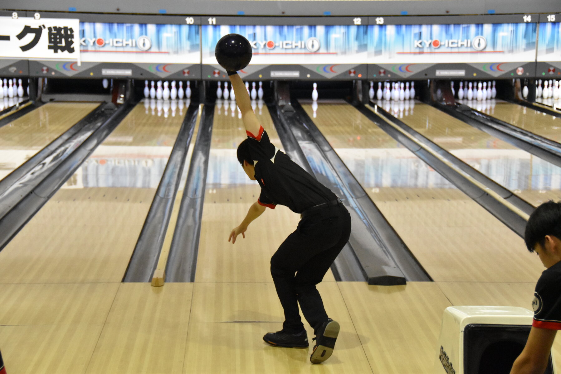 【ボウリング部】秋リーグ9・10週 2位で終え全大へ : 京産大アスレチック
