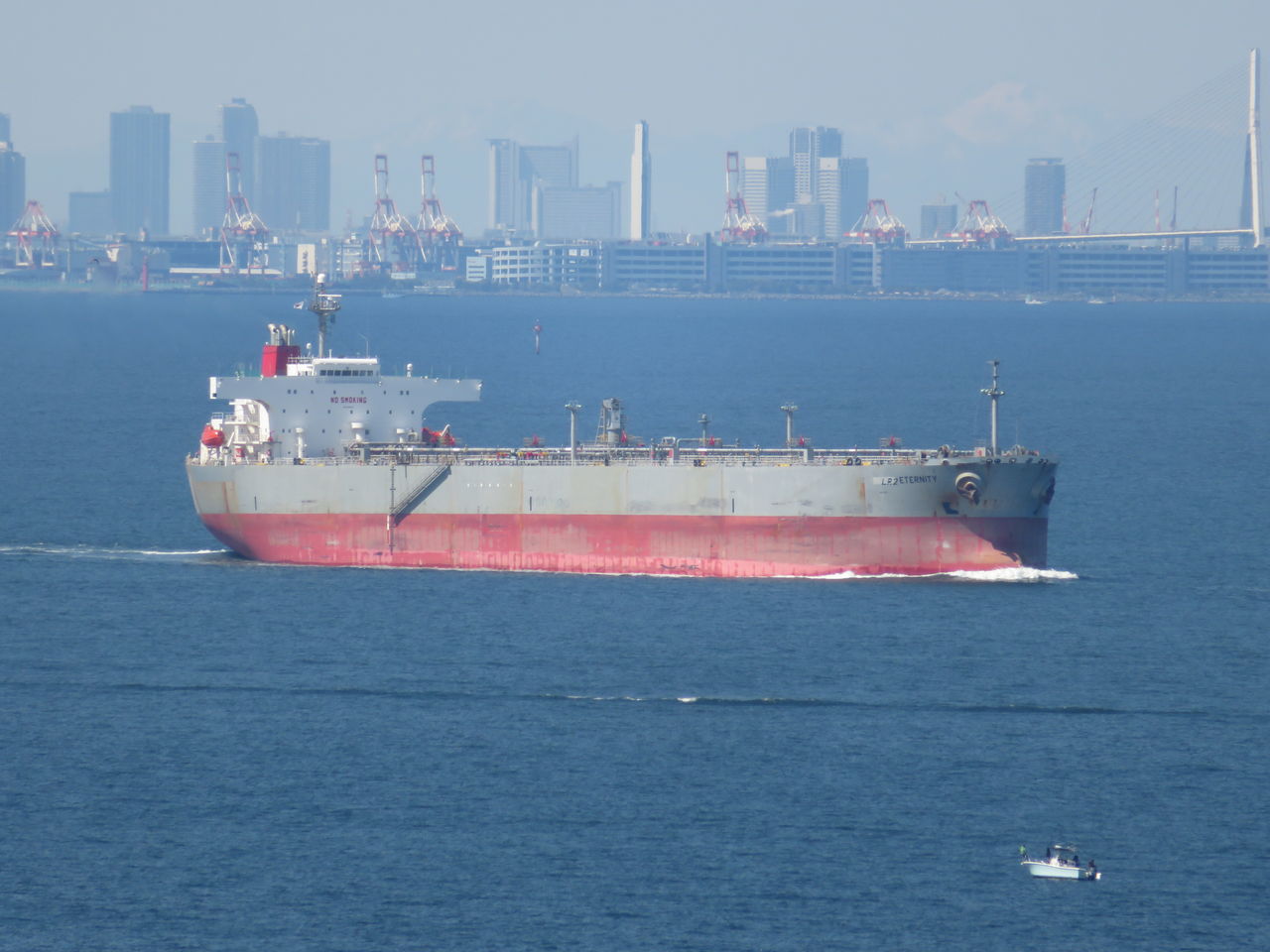 LR2 ETERNITY : 船舶の記録