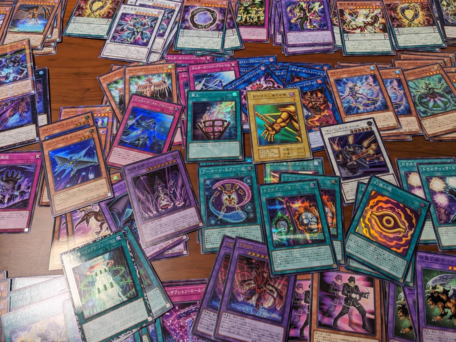 遊戯とヴァンガード : 遊戯王 アニクロ2023の封入率きつくない？