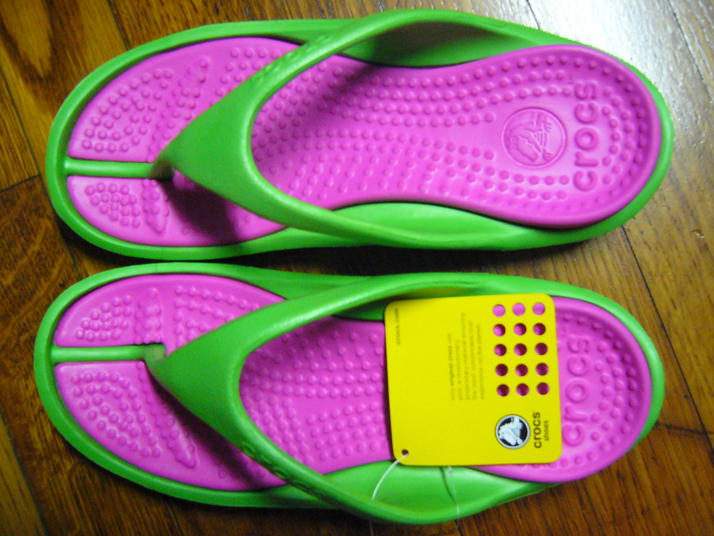 Making it through in Hawaii:CROCS（クロックス）