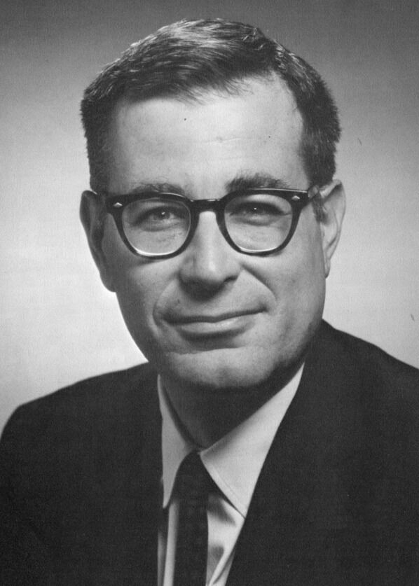 無敵の太陽 : 怪しい側近に操られる大統領 / アメリカン・デモクラシーの実態