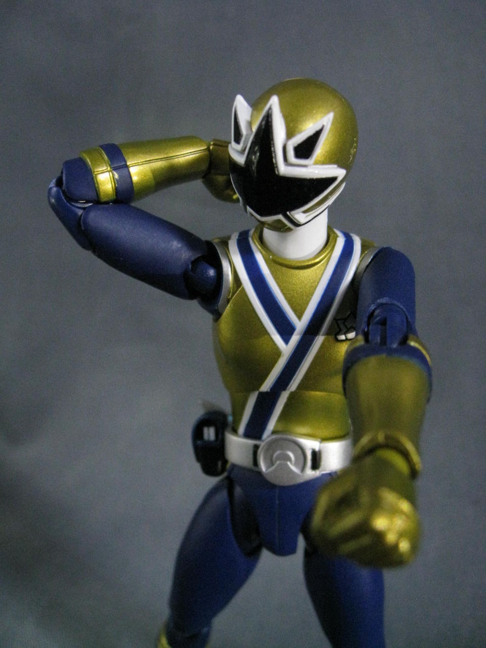 Trash Box : S.H.Figuarts シンケンゴールド