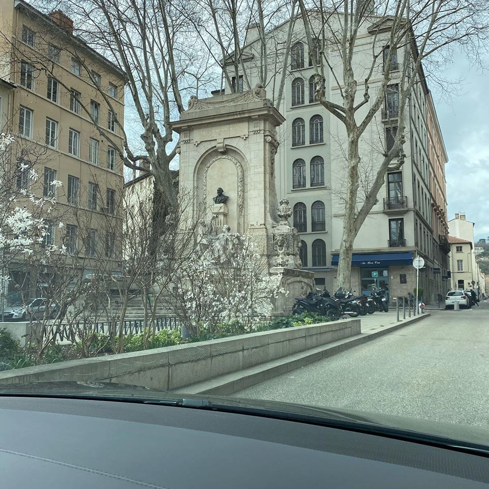 リヨン滞在記 1日目 ブション・テュパンで夕食 : つれづれなるままに ～ Les Heures Oisives