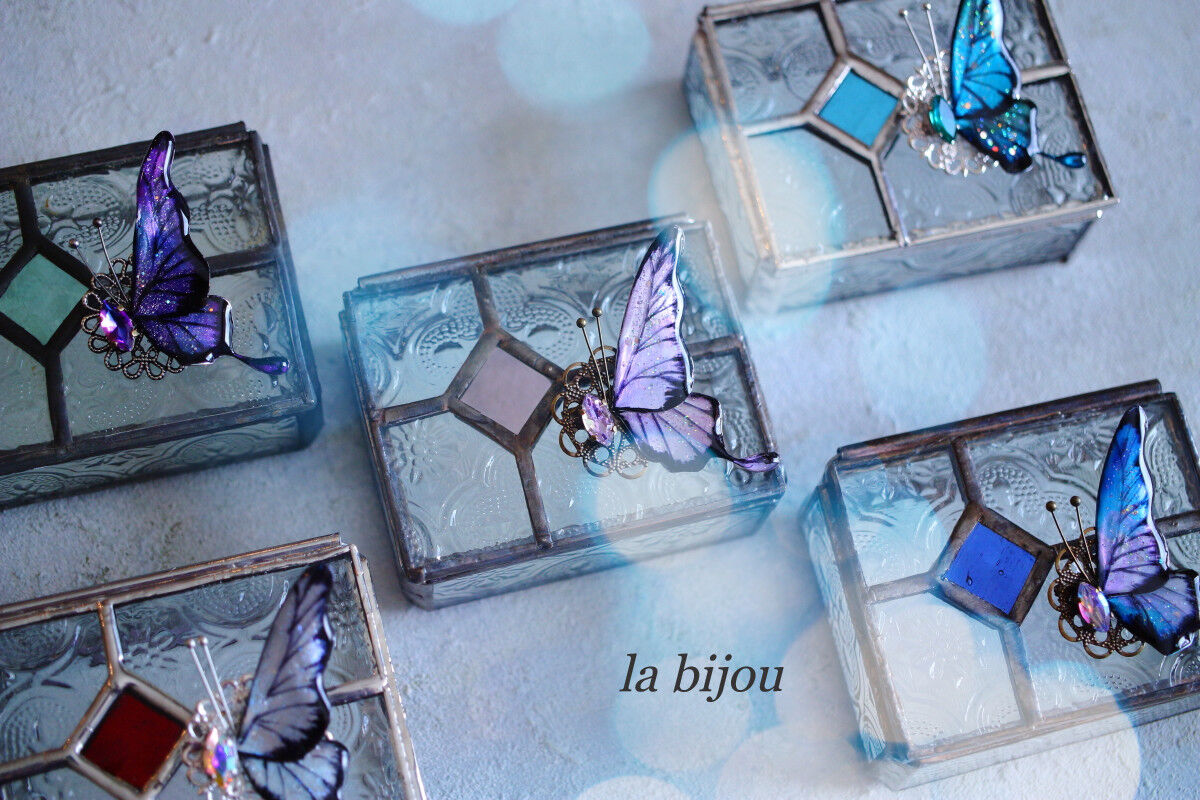 la bijou（ラ・ビジュウ）のロマンティック・ハンドメイド : 個展出品作品のご案内～ブローチ～