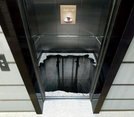 素直に面白い！エレベーターの特性を活かした10のアイデア広告:らばQ