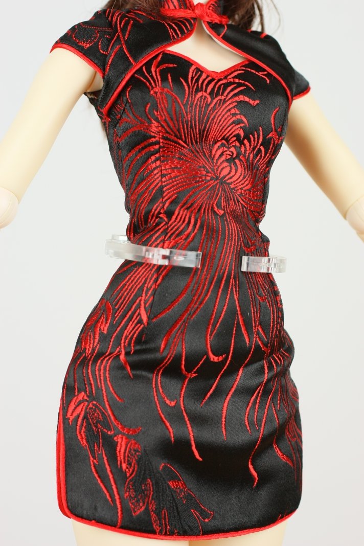 イズーにチャイナ服を着せてみた！ : GUN DOLL エアガンとドールとサブカルと [Laineema別館]