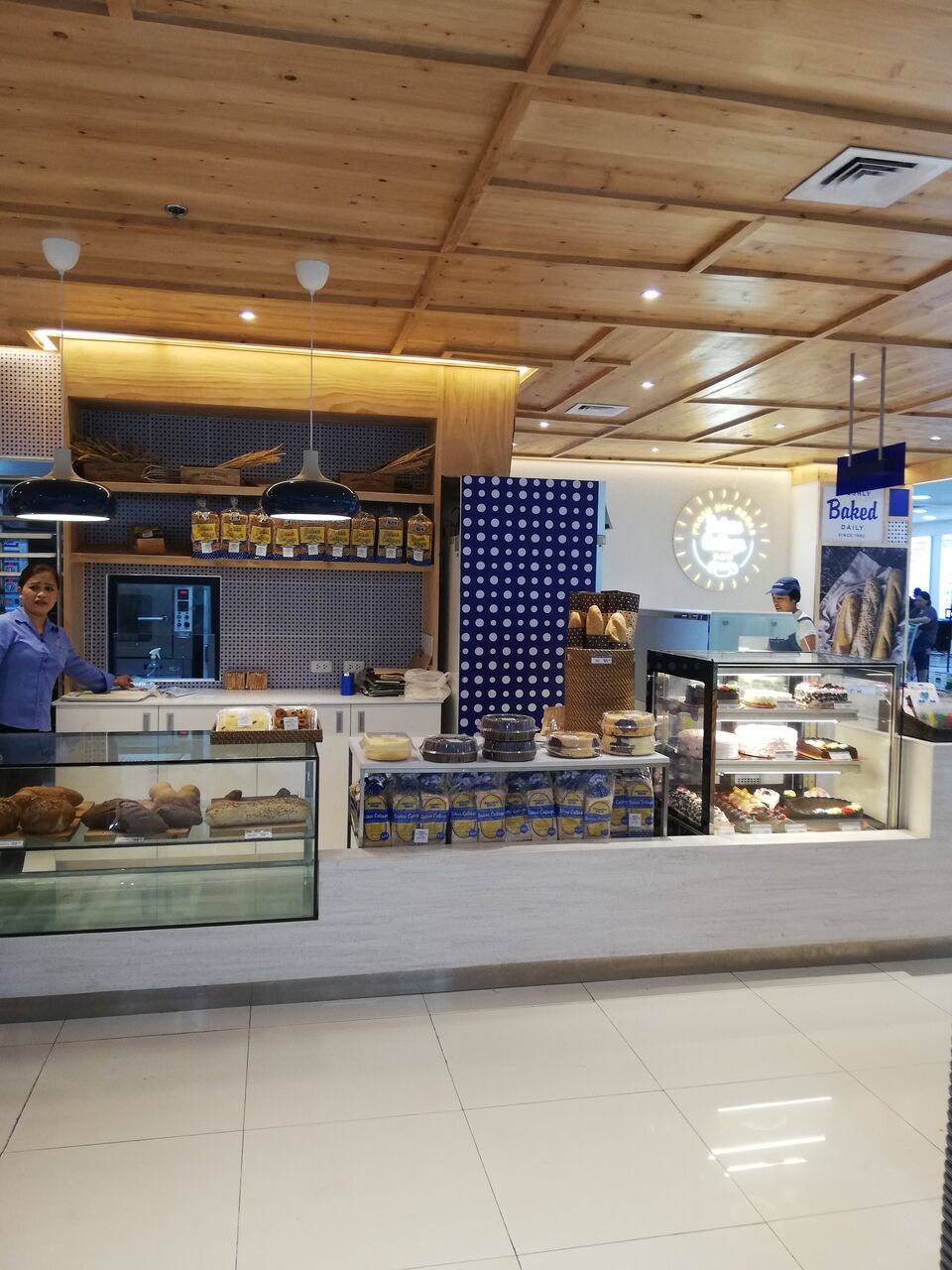 ベーカリーリストNo.77 Suisse Cottage : 世界のパンと暮らしと旅と