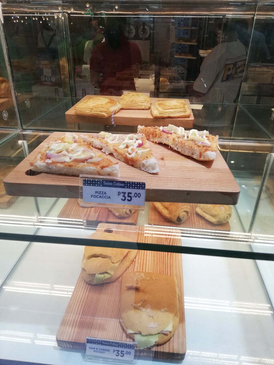 ベーカリーリストNo.77 Suisse Cottage : 世界のパンと暮らしと旅と