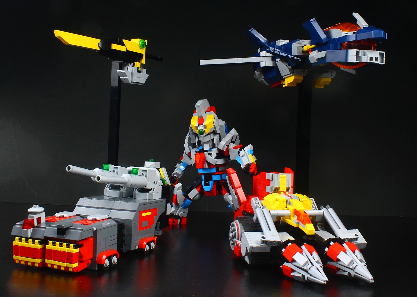 LEGO Full Powered Gridman | SSSS.Gridman | Know Your Meme