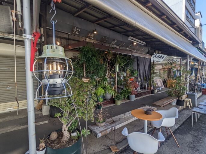 Good 2 Go! : 築地:植物で覆われたナイスなカフェ『kunisuke coffee & takoyaki』でエスプレッソをいただく♪