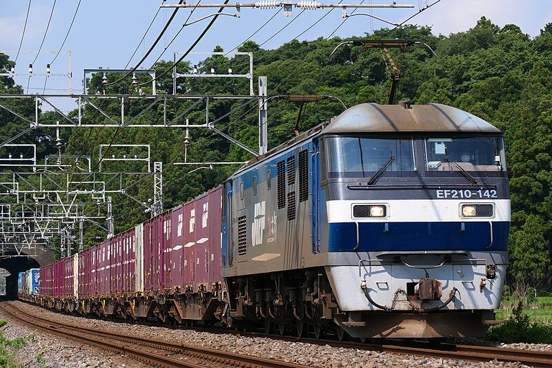 貨物列車で活躍する桃太郎のニックネームの由来も配属先だった。 : 鉄道忘備録