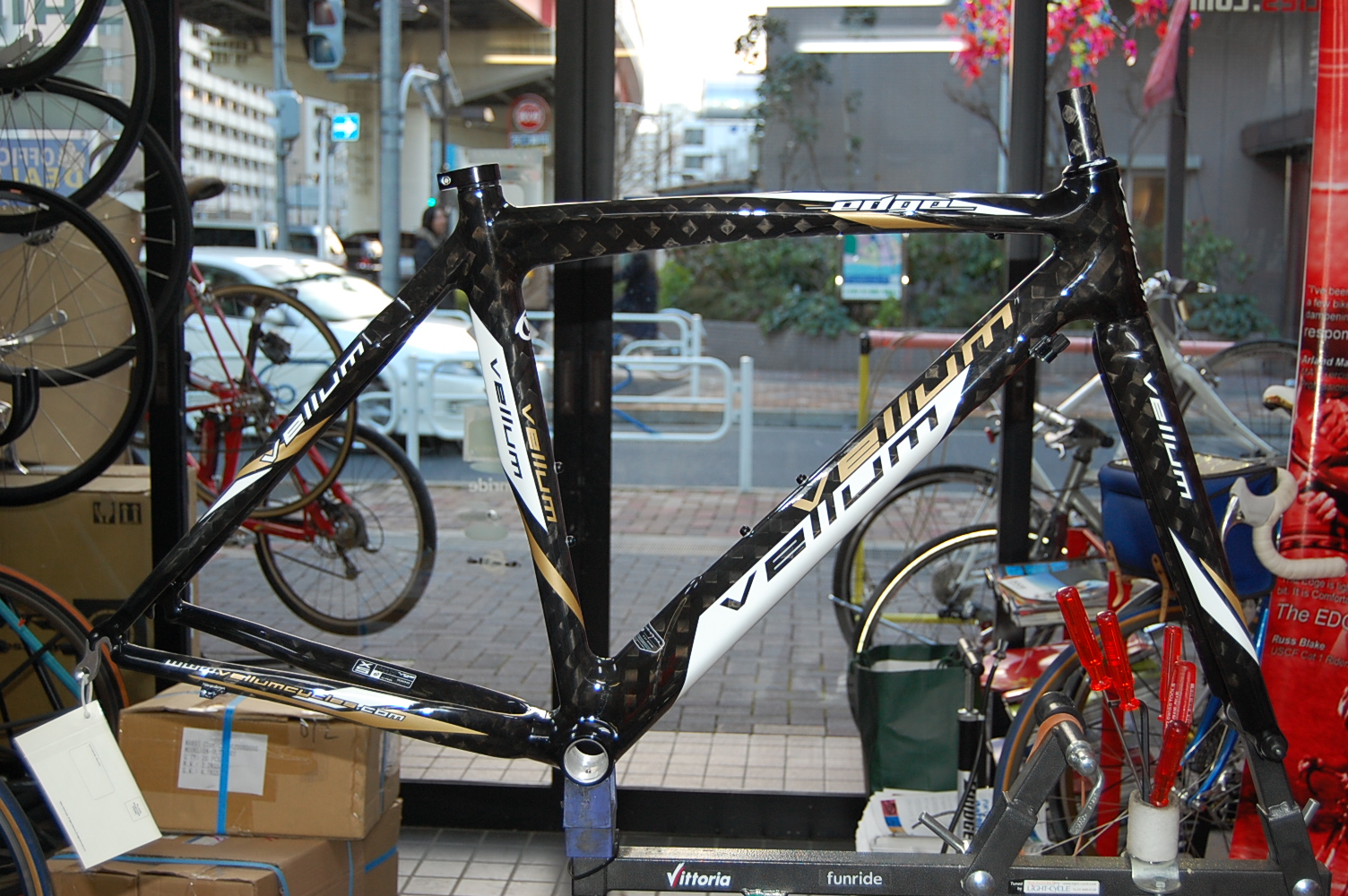 ライトサイクル ブログ : VELLUM EDGE Special Edition