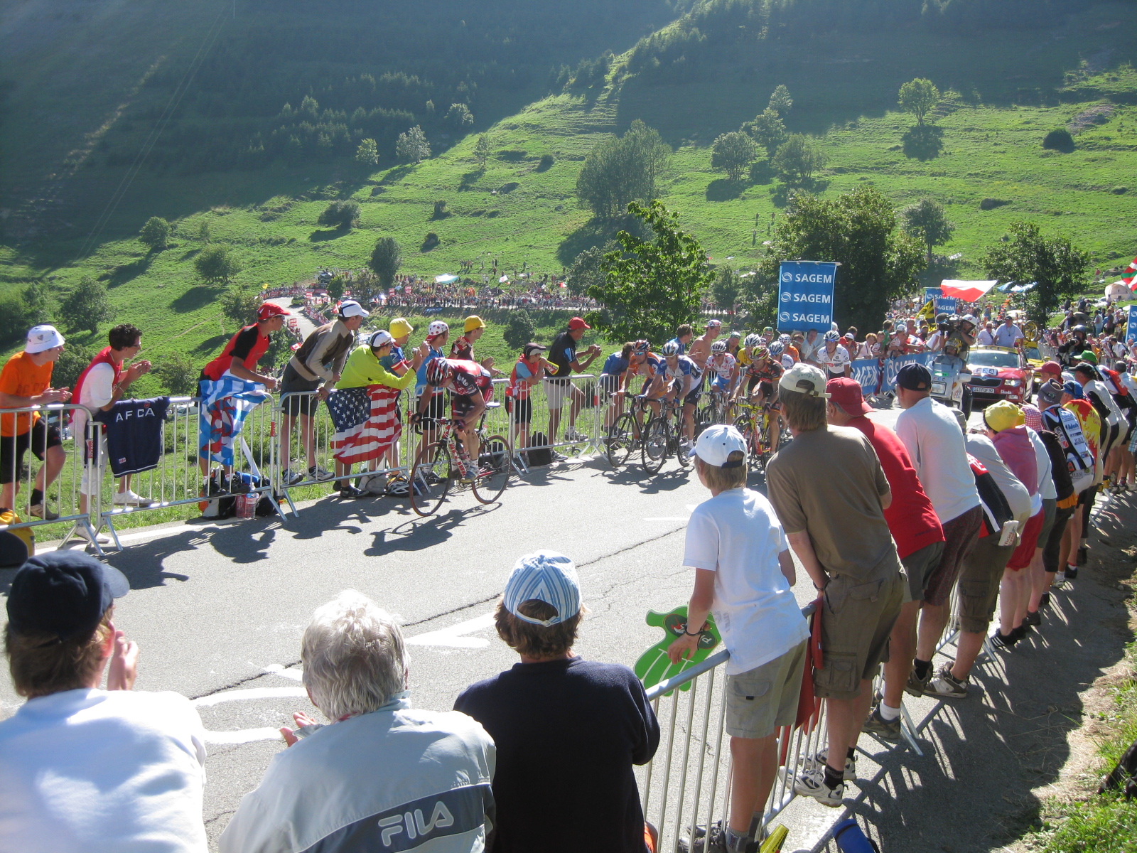 ライトサイクル ブログ : Vellum Edge フランスへ！