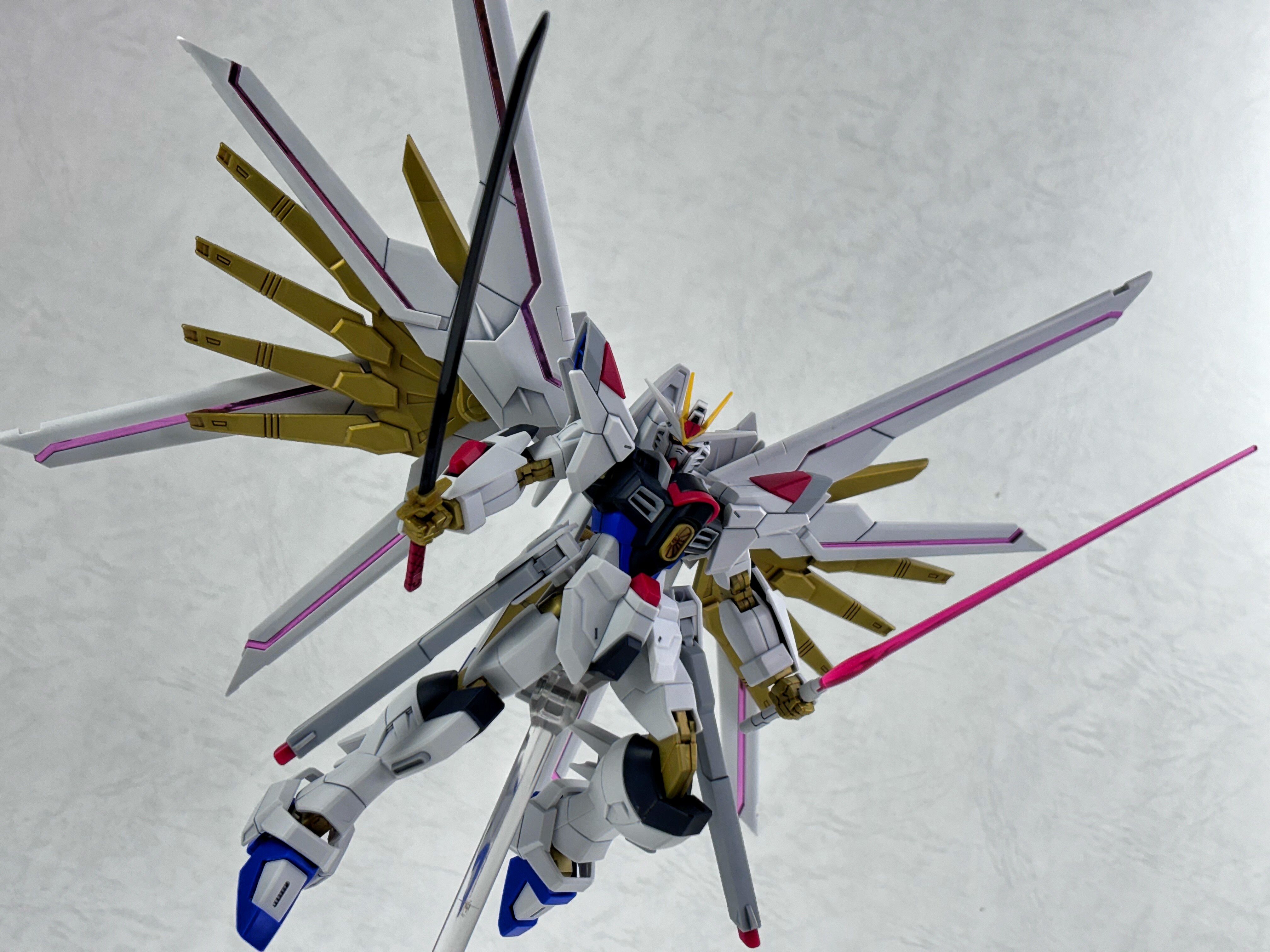 HG マイティーストライクフリーダムガンダム レビュー : えるけーえぬ