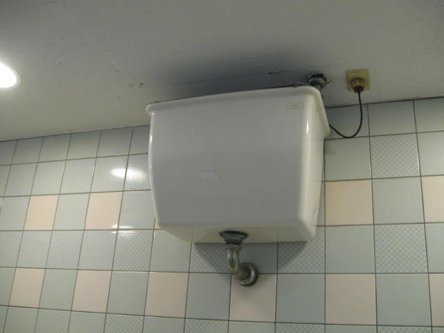 トイレ探索日記 by 東府中の住人 : 秋津駅&副都心線池袋駅トイレ改修レポート（2010/03/13）