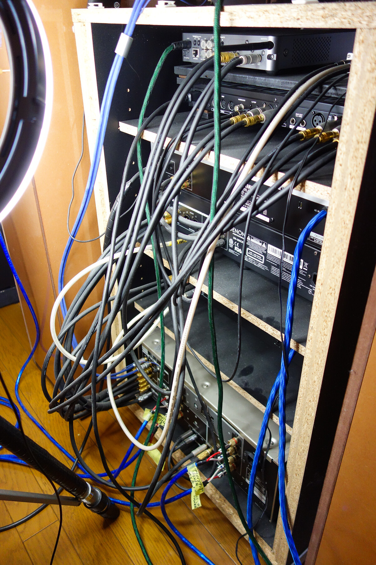 趣味の「写真、DIY、オーディオ」日記 : ヘラマンタイトン社製 SMF100 線名札 100本入