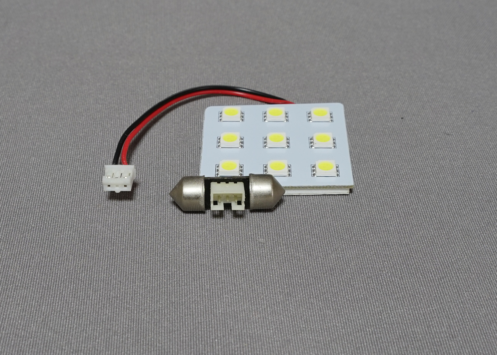 趣味の「写真、DIY、オーディオ」日記 : 車内の各ランプを 「スバル BR系レガシィ ツーリングワゴン H21.5～4 専用LEDルーム ...