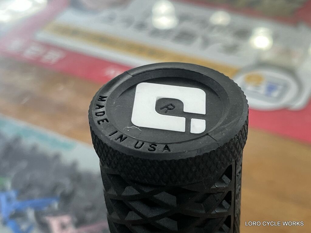 LORO CYCLE WORKS : 【新製品】ODI Vans V2.1 Lock-On Grips