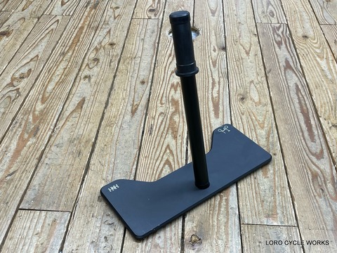 LORO CYCLE WORKS : H&H Brompton Display Stand の紹介。