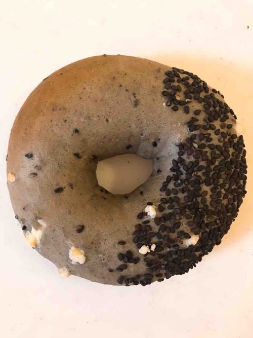 Love☆Bagel : 黒ごまラテ（BAGEL&BAGEL）