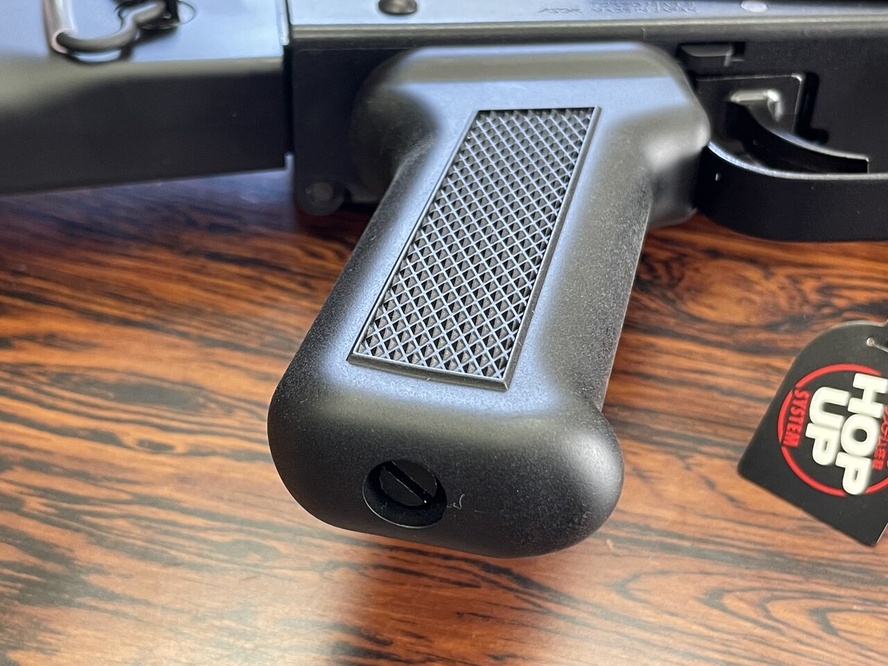 東京マルイ SAIGA-12K ガスブローバック : Bravo1は自重で落下します