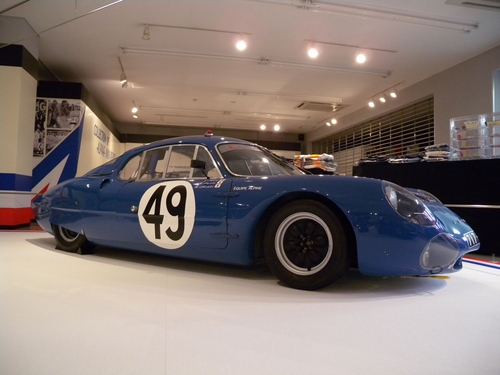 アウト ガレリア ルーチェ Official BLOG: Exhibition car ☆展示車両 ALPINE M63☆