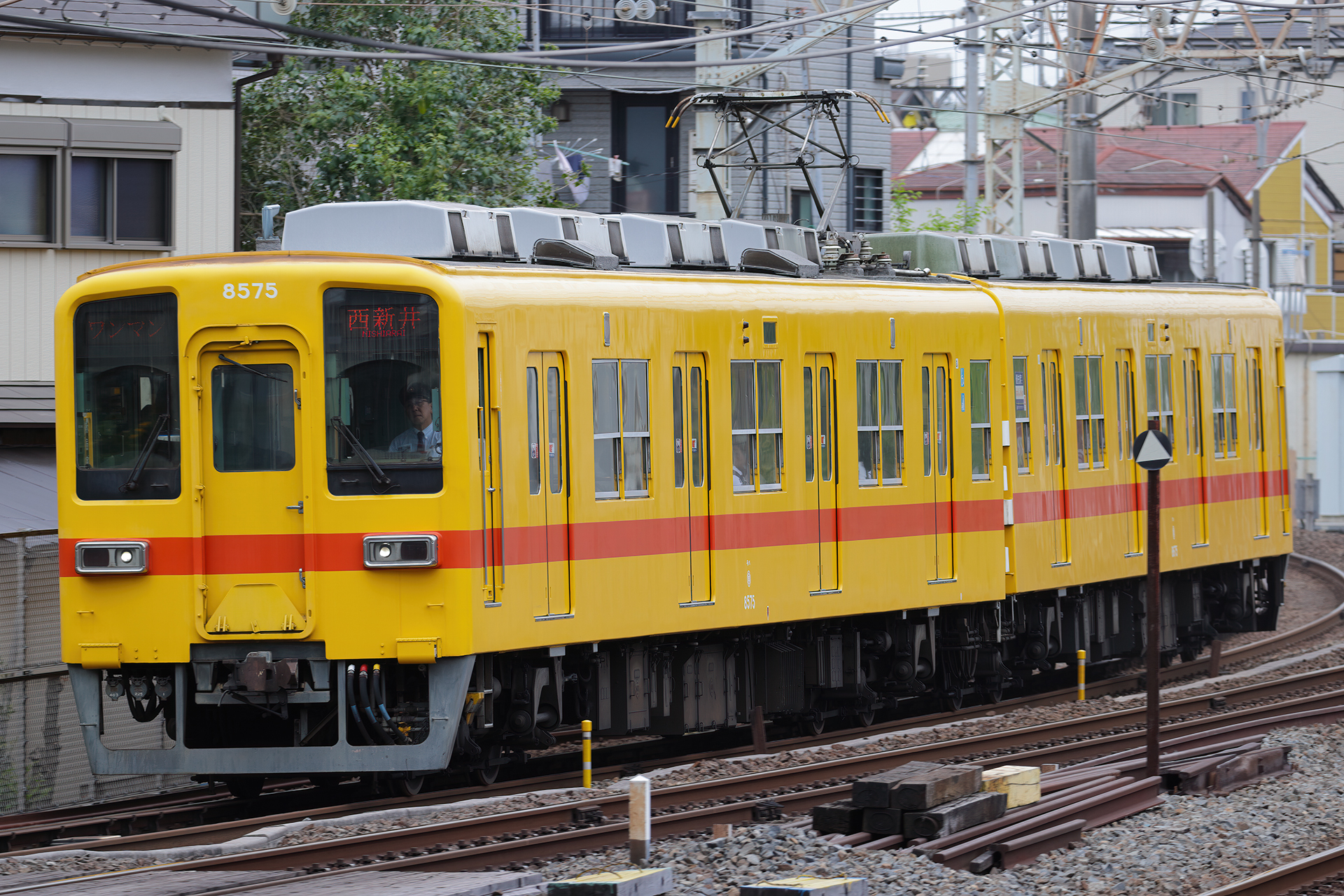 大師線内を走るオムライスカラーの東武8000系「8575編成」。 : 今日のおしゃしん
