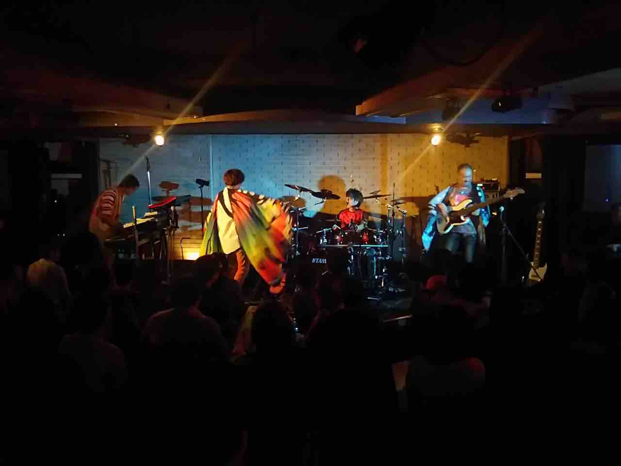 TRIX「ECCENTRIX」ツアー千秋楽・横浜 : 須藤満の＜ひとりごと＞