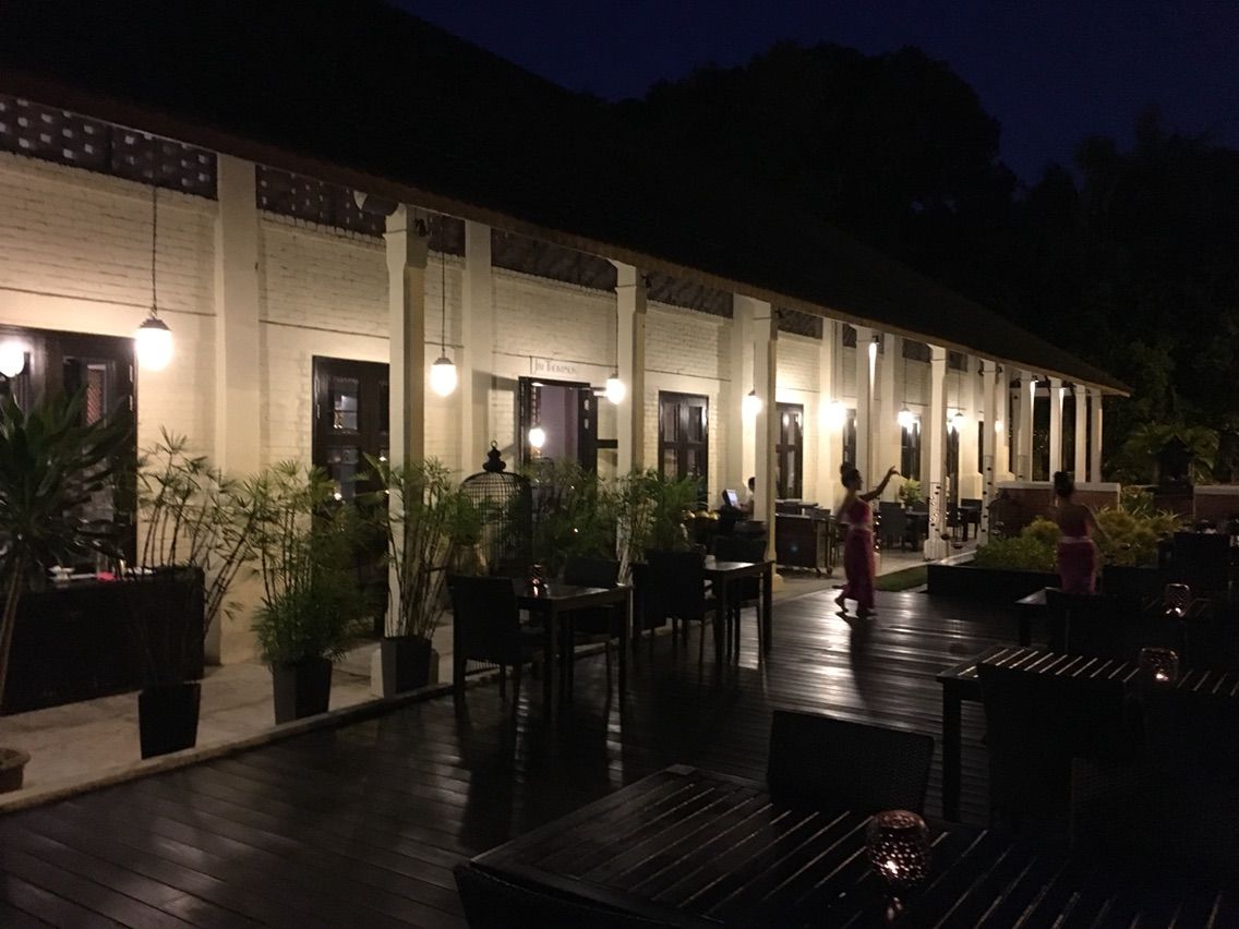 JIM THOMPSON ＠Dempsey Hill : K−POPときどきマーライオン