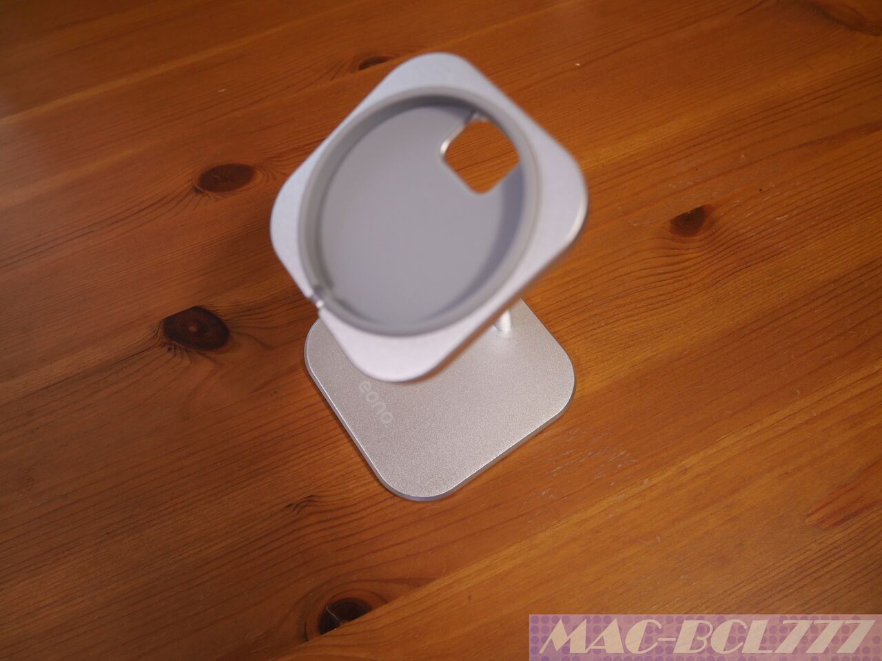 MagSafe充電ケーブルをスタンドに・・ : MacとBCLと無線の時間