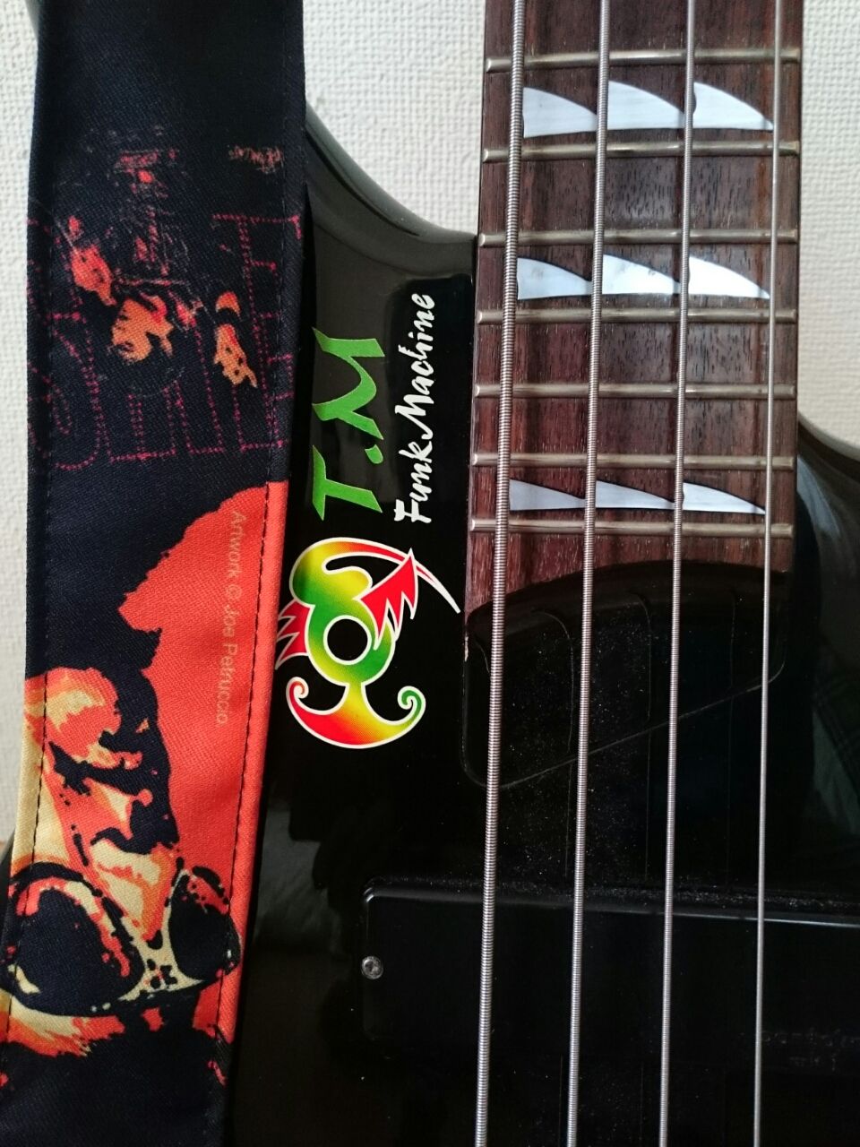 Red House : Cort Funk Machine Ⅱ