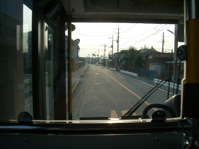 13番まどぐち:東武バスセントラル 松02系統