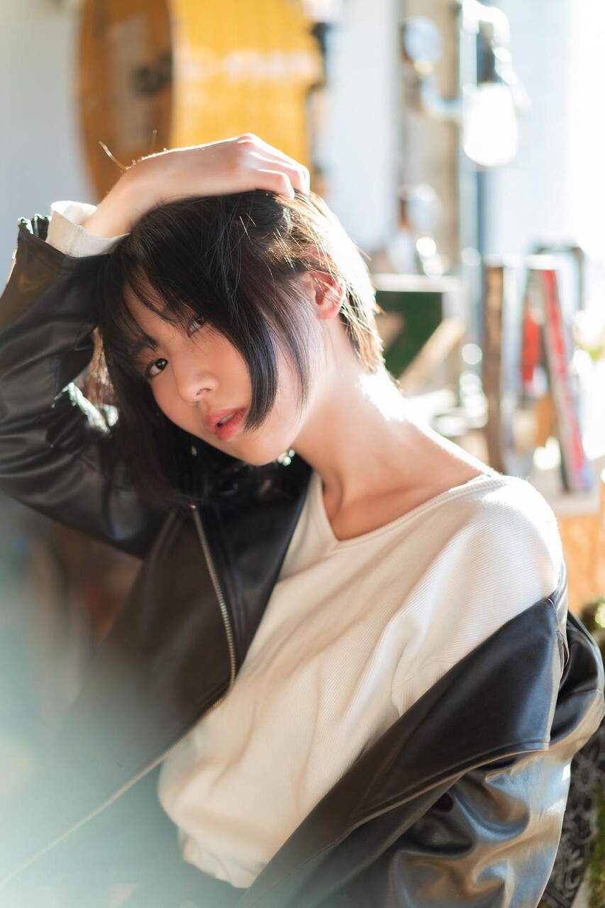 Moment Vol.2: グラビア写真集 Mio Mito 美東澪 : グラビア週刊誌