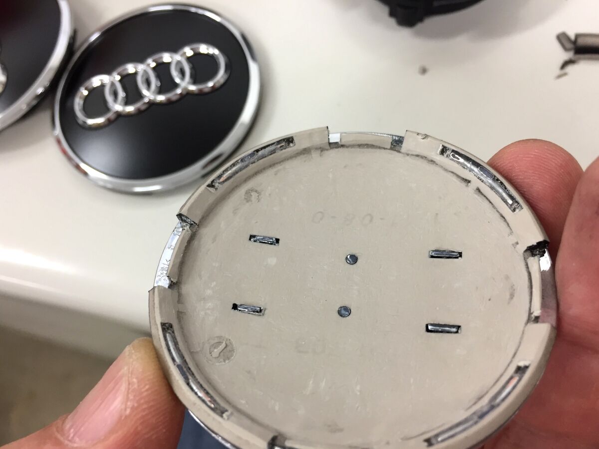Dynamic Hub Caps for AUDI 製作記 : maniacs Blog
