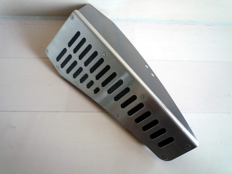 maniacs Original Footrest Cover for VW Polo(9N)発売！！ : maniacs Blog