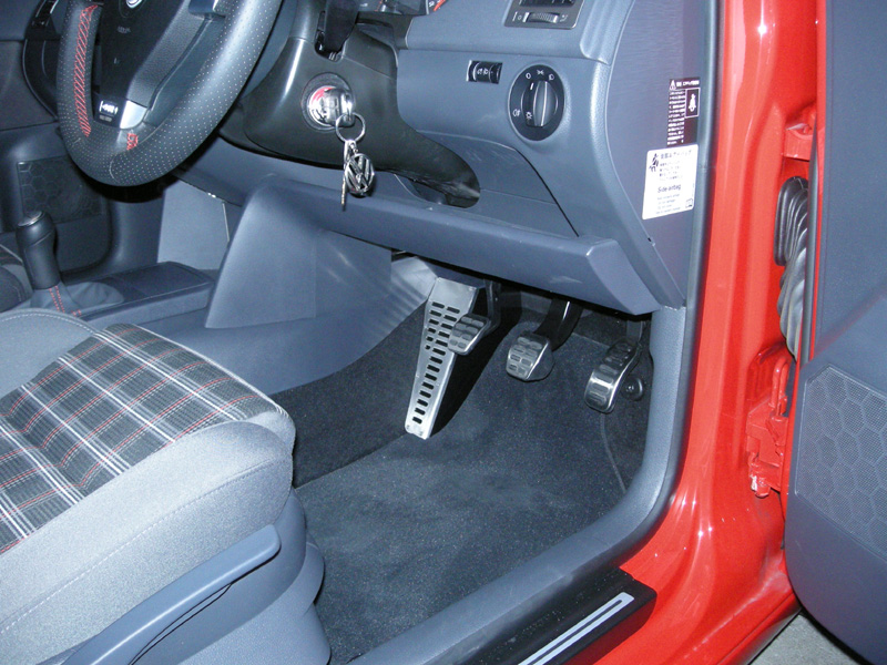 maniacs Original Footrest Cover for VW Polo(9N)発売！！ : maniacs Blog