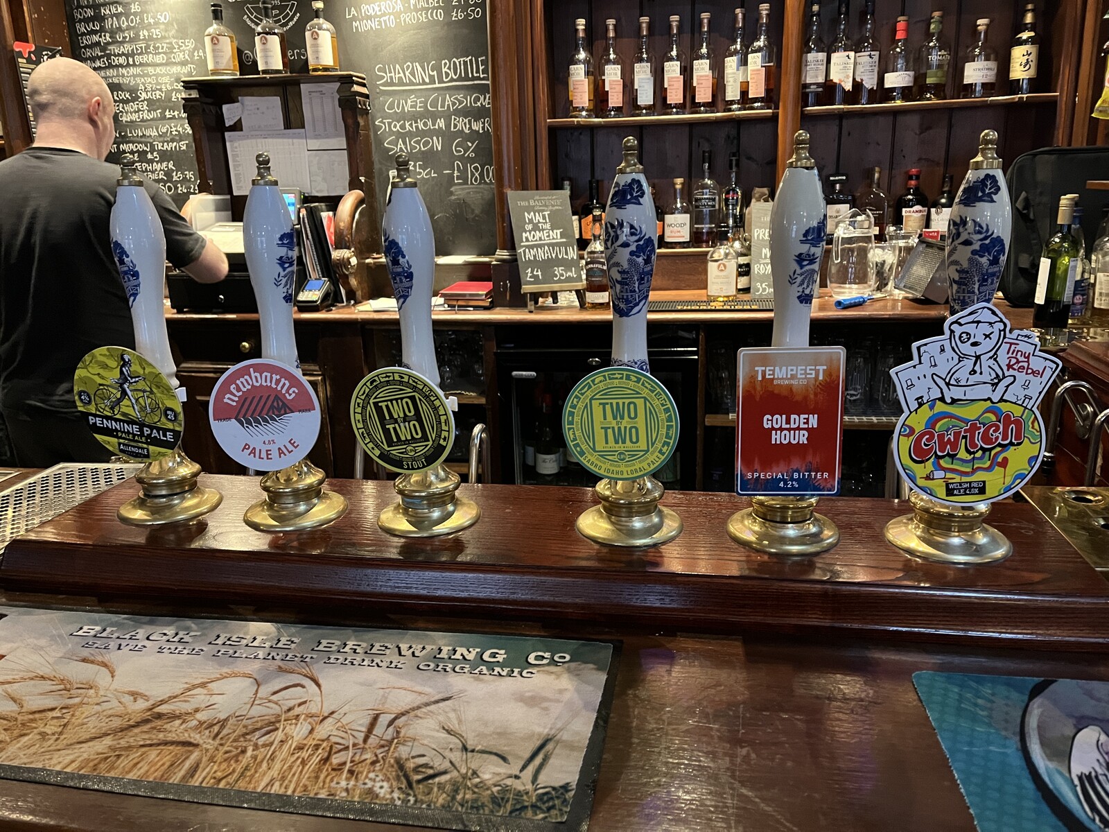 Cloisters Bar -Edinburgh : maosan旅行記イギリスパブめぐり編