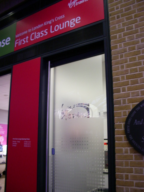 ｷﾝｸﾞｽｸﾛｽ駅の1等(ﾌｧｰｽﾄｸﾗｽ)ﾗｳﾝｼﾞ(King's Cross First Class Lounge) : ﾛﾝﾄﾞﾝ(穴場 ...