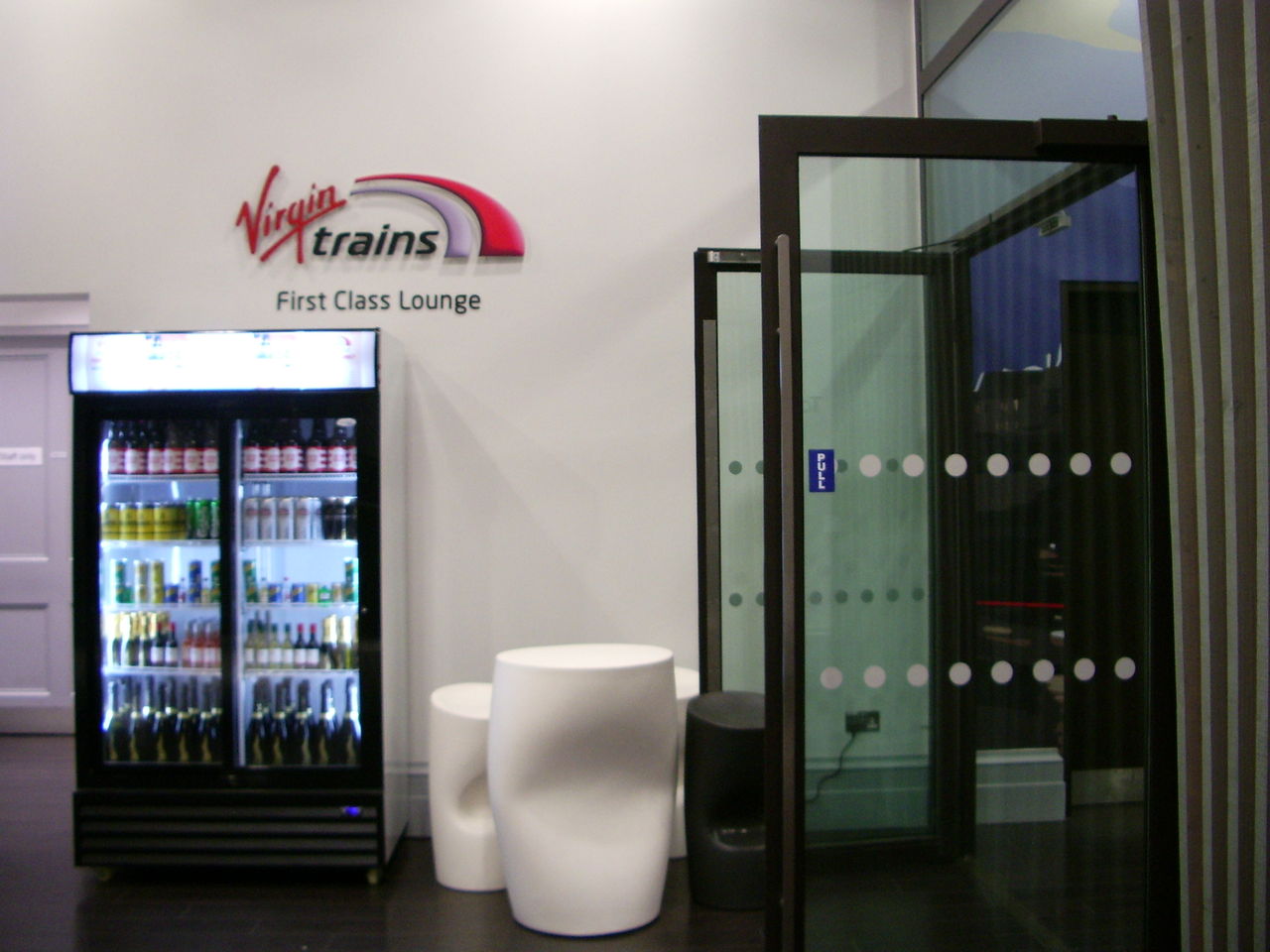 ｷﾝｸﾞｽｸﾛｽ駅の1等(ﾌｧｰｽﾄｸﾗｽ)ﾗｳﾝｼﾞ(King's Cross First Class Lounge) : ﾛﾝﾄﾞﾝ(穴場 ...