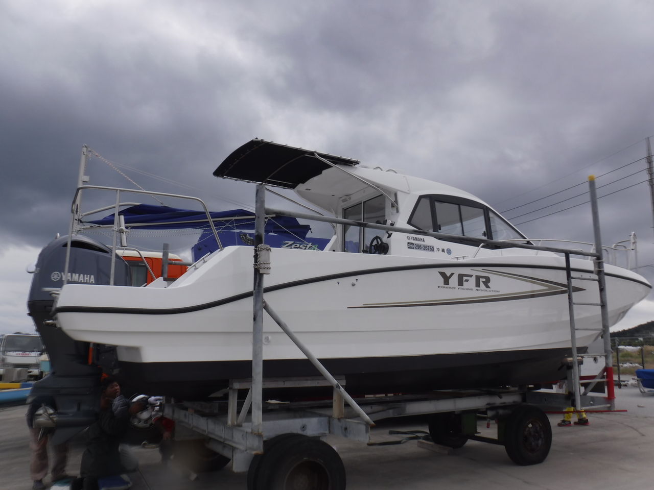 ヤマハボート 沖縄 マリントラスト店 【マリンランド】:ヤマハ YFR-27納品♪