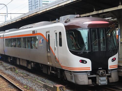 「ひだ」専用で活躍するHC85系の量産先行車 : まぁ～くんの乗り物情報日記