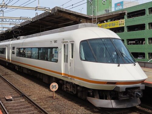 「アーバンライナーPlus」としての活躍が長くなった21000系 : まぁ～くんの乗り物情報日記