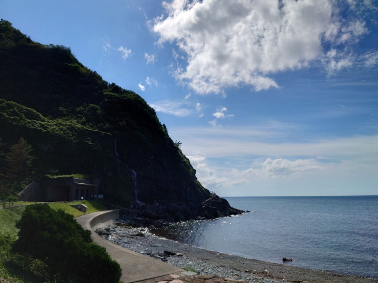 夏から秋への能登半島 能登半島先端から珠洲へ : いんえいらいさん