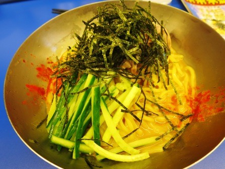 のんびりと高知で : 来来亭の冷麺に驚く