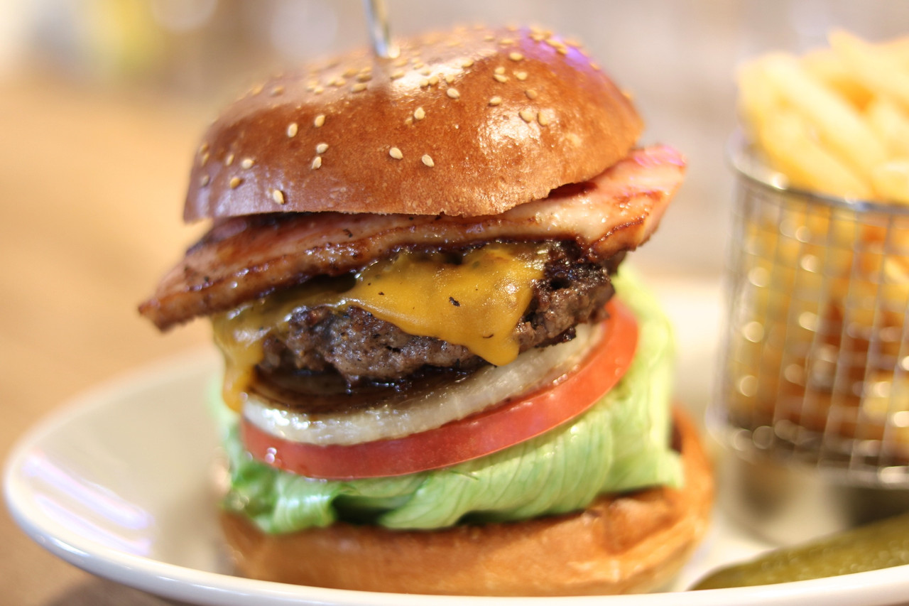 北千住「BOSSA BURGER」国産牛100%パティがうまい！激戦区にオープンした期待の新店 : 【東海ハンバーガー協会(THK)公式ブログ ...