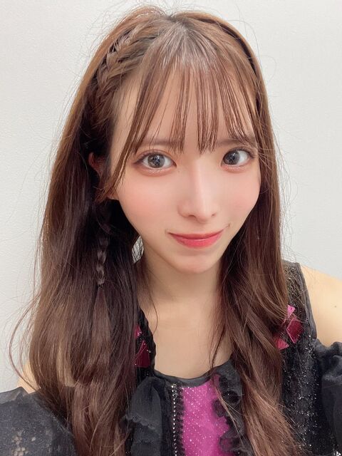 【画像】500万円費やし美容整形したAKBアイドル、激変にオタク衝撃！！